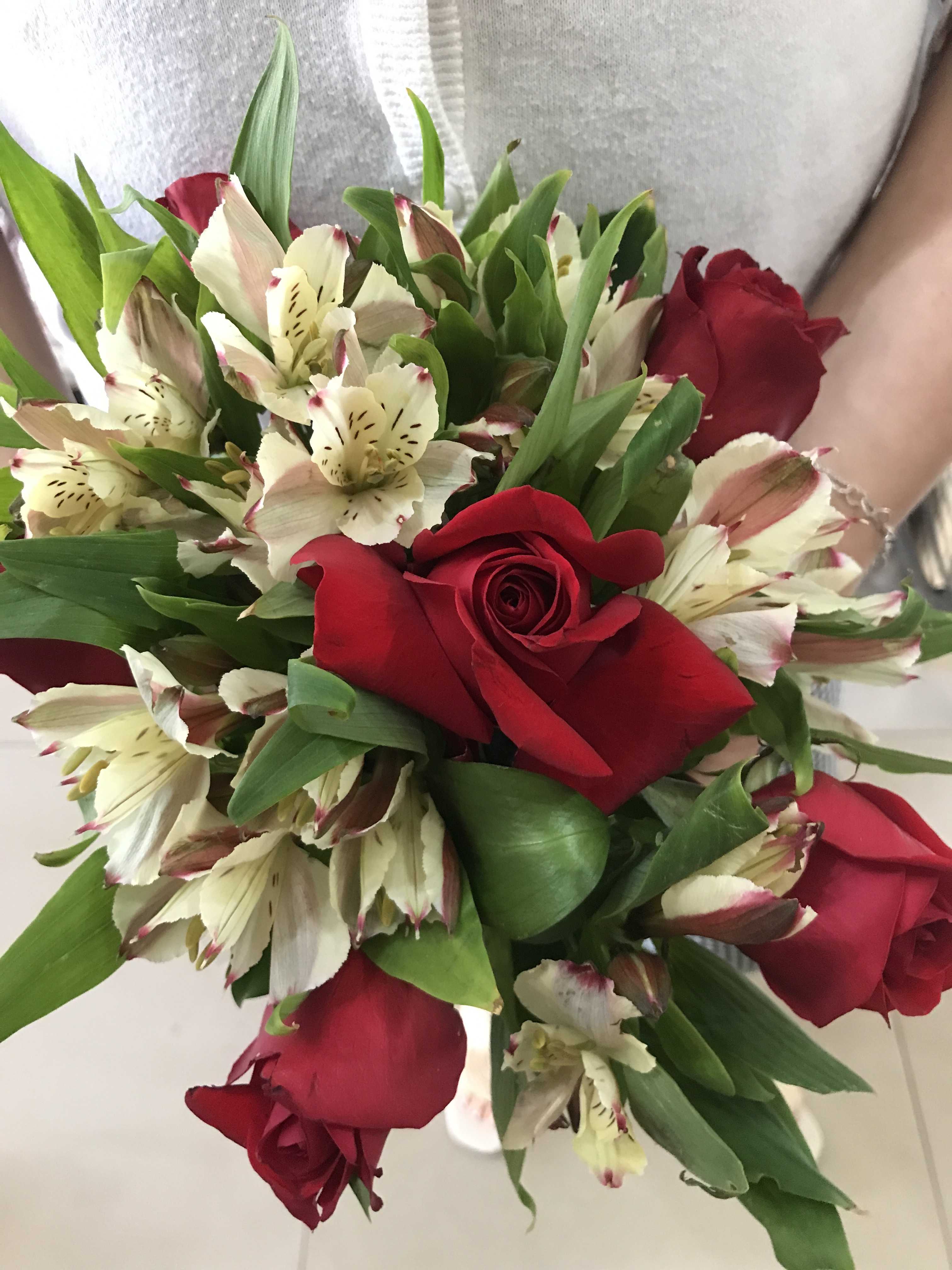 Floricultura Torres: Comprar Flores Online, Buquês e Cestas | Isabela ...